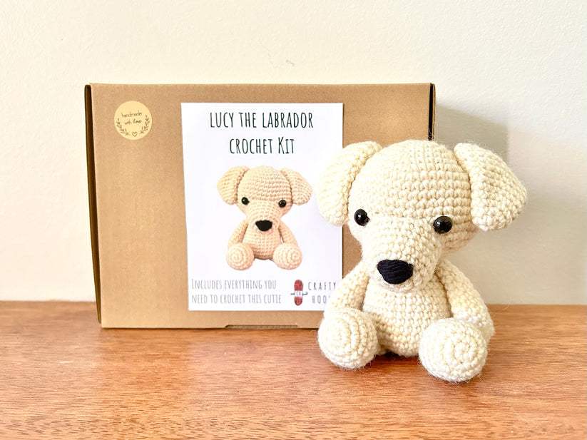 Lucy the Labrador – Crafty Hook